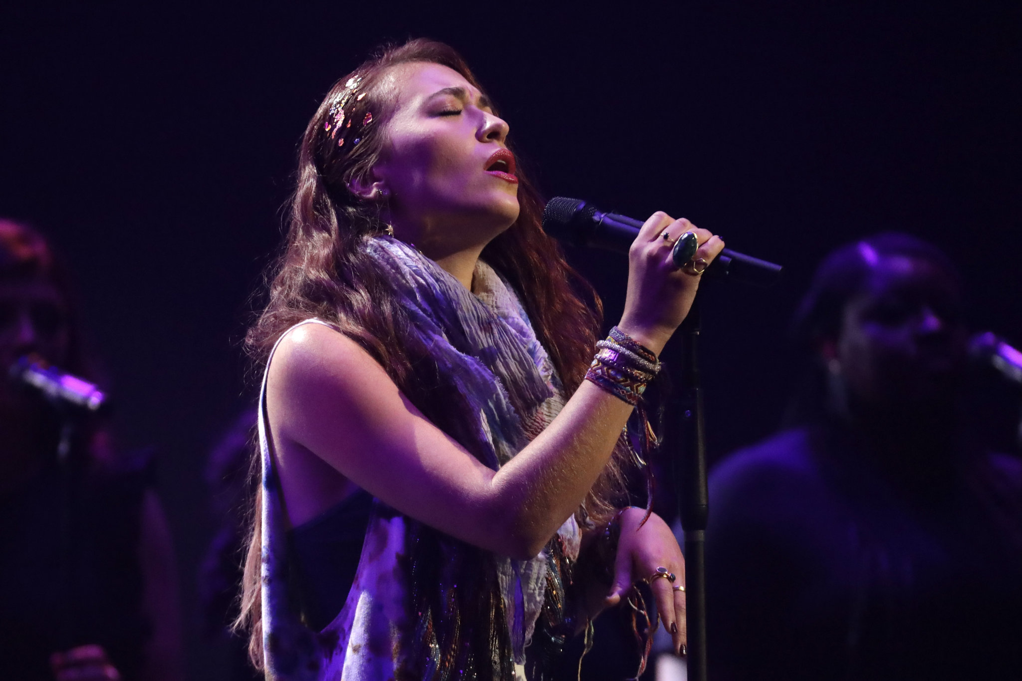 Loving the worldly without loving their lifestyle: The Lauren Daigle ...